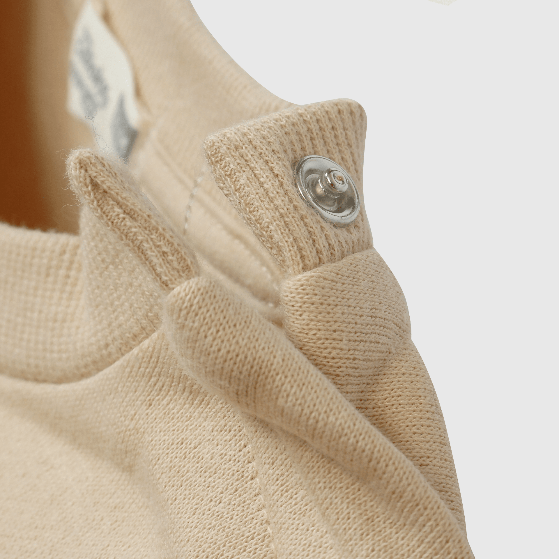 Polerón beige para niños, suave y cómodo - Colloky Chile